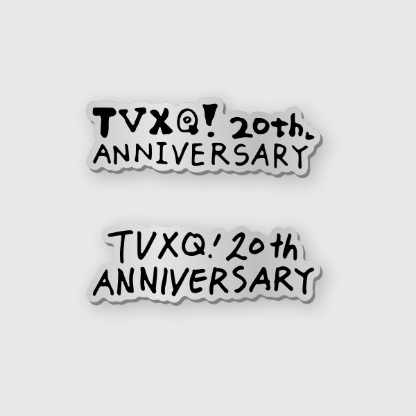 ktown4u.com : TVXQ! - BADGE (HANDWRITING Ver.)