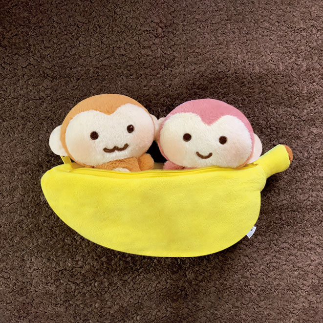 ktown4u.com : [Pink rue] Banana Pouch