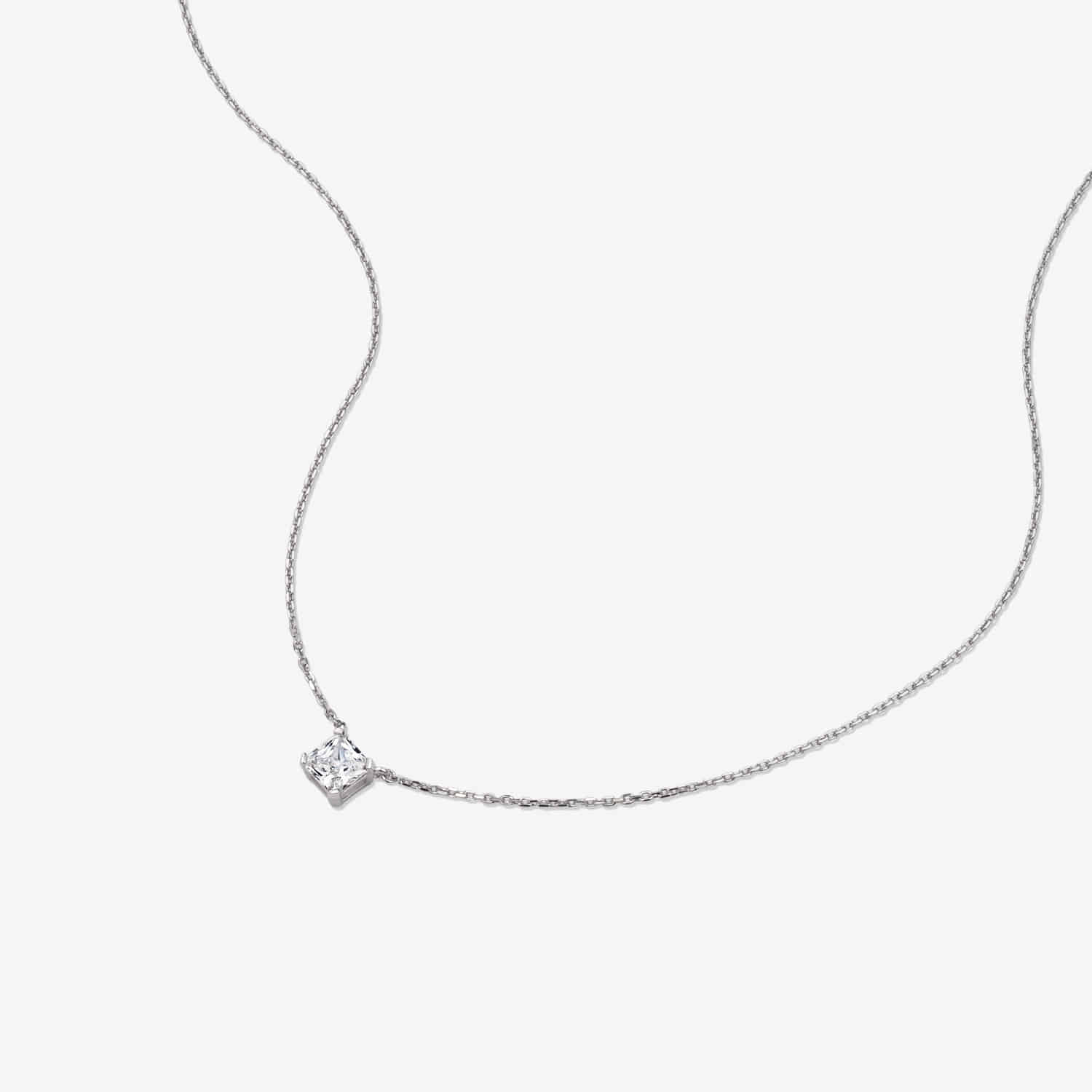 ktown4u.com : [MSGRN] Kelly Radiant Stud Necklace